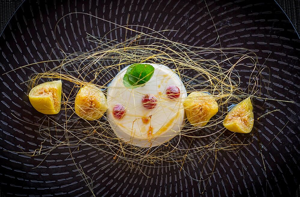 MaKuwa-Kuwa Restaurant – Victoria Falls Safari Lodge